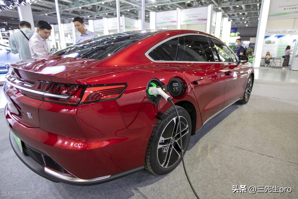 BYD: Sniper moment!Get ready everyone and forget about Tesla - iNEWS