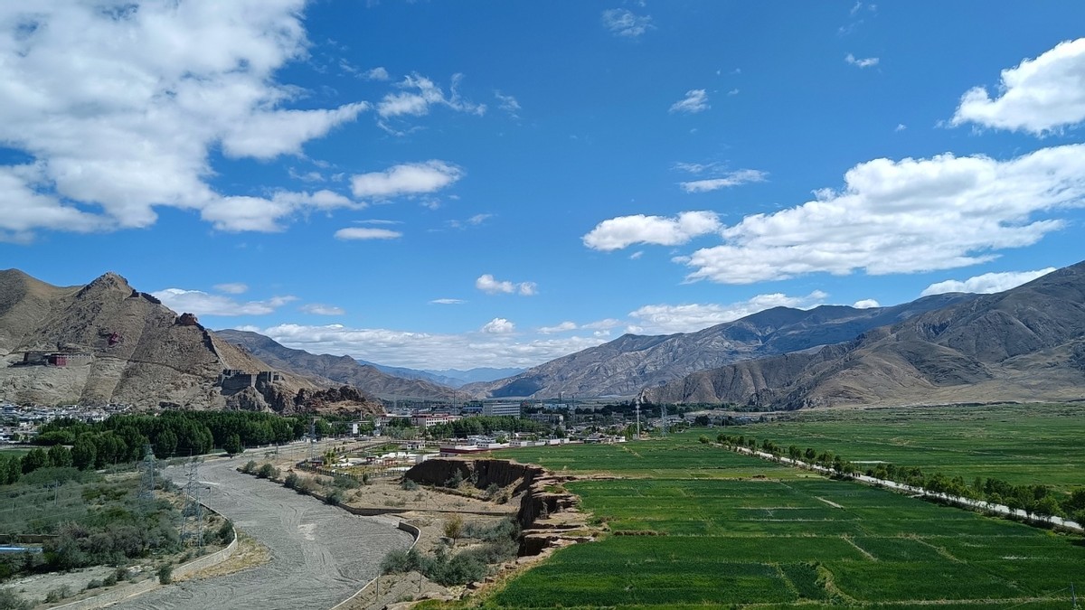 Visit the Tombs of Tibetan Kings in Tibet - iNEWS