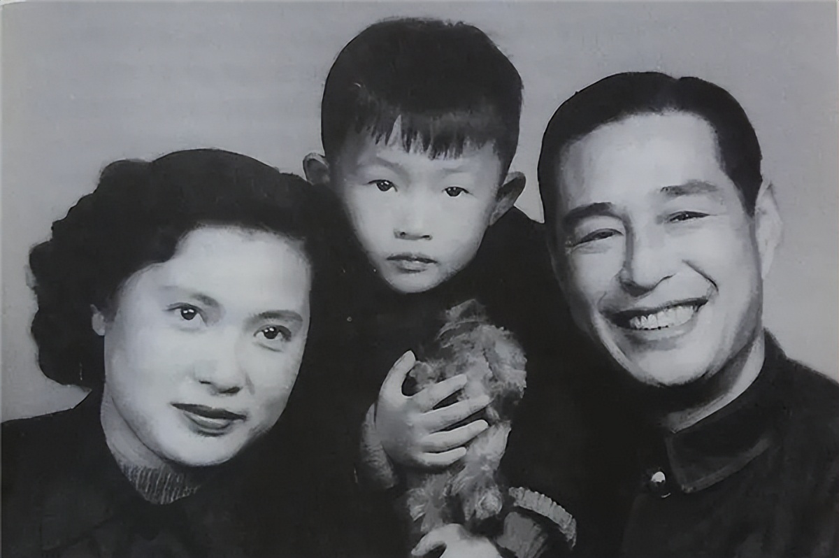 Qin Yi: A generation of actresses passed away at the age of 100. She ...