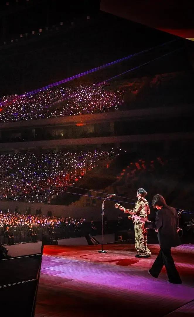 Jacky Cheung Joker Xue Chengdu Concert is here... - iMedia