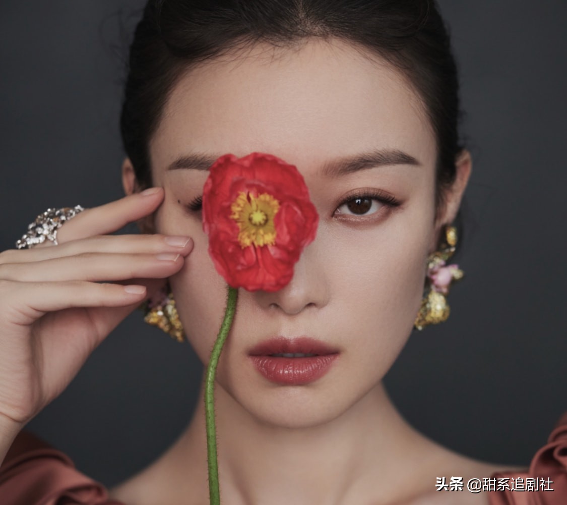 Ni Ni and Bai Yu's "Jade Gate in the West" started, the original author ...