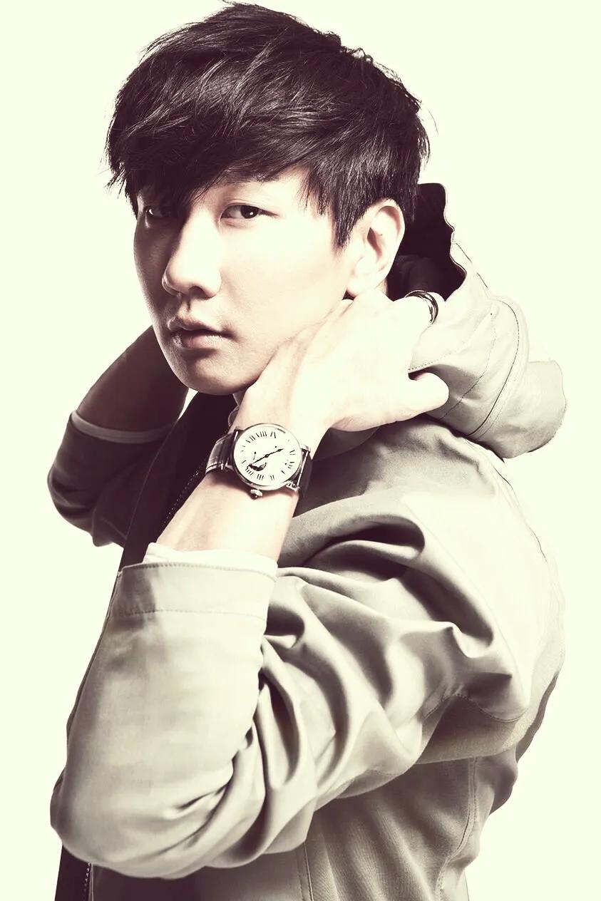 Lin Junjie's love history, changing girlfriends is like a revolving lantern, missing the goddess ...