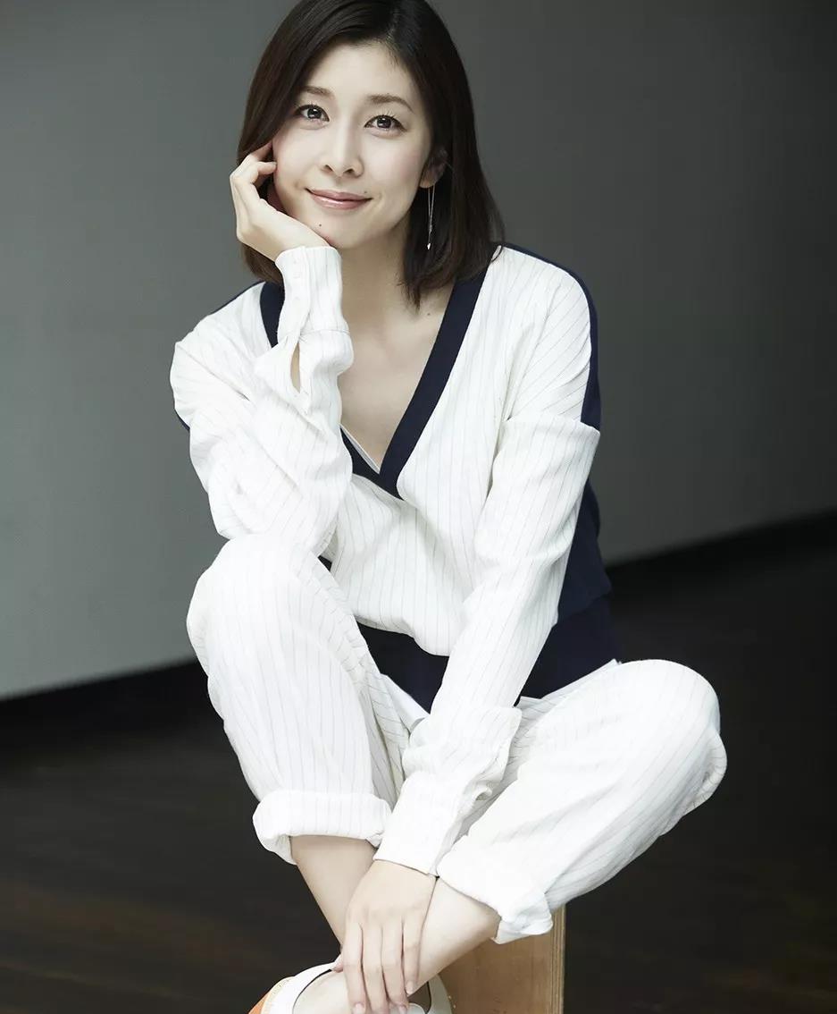 The most beautiful Japanese actress of the year: Satomi Ishihara did ...