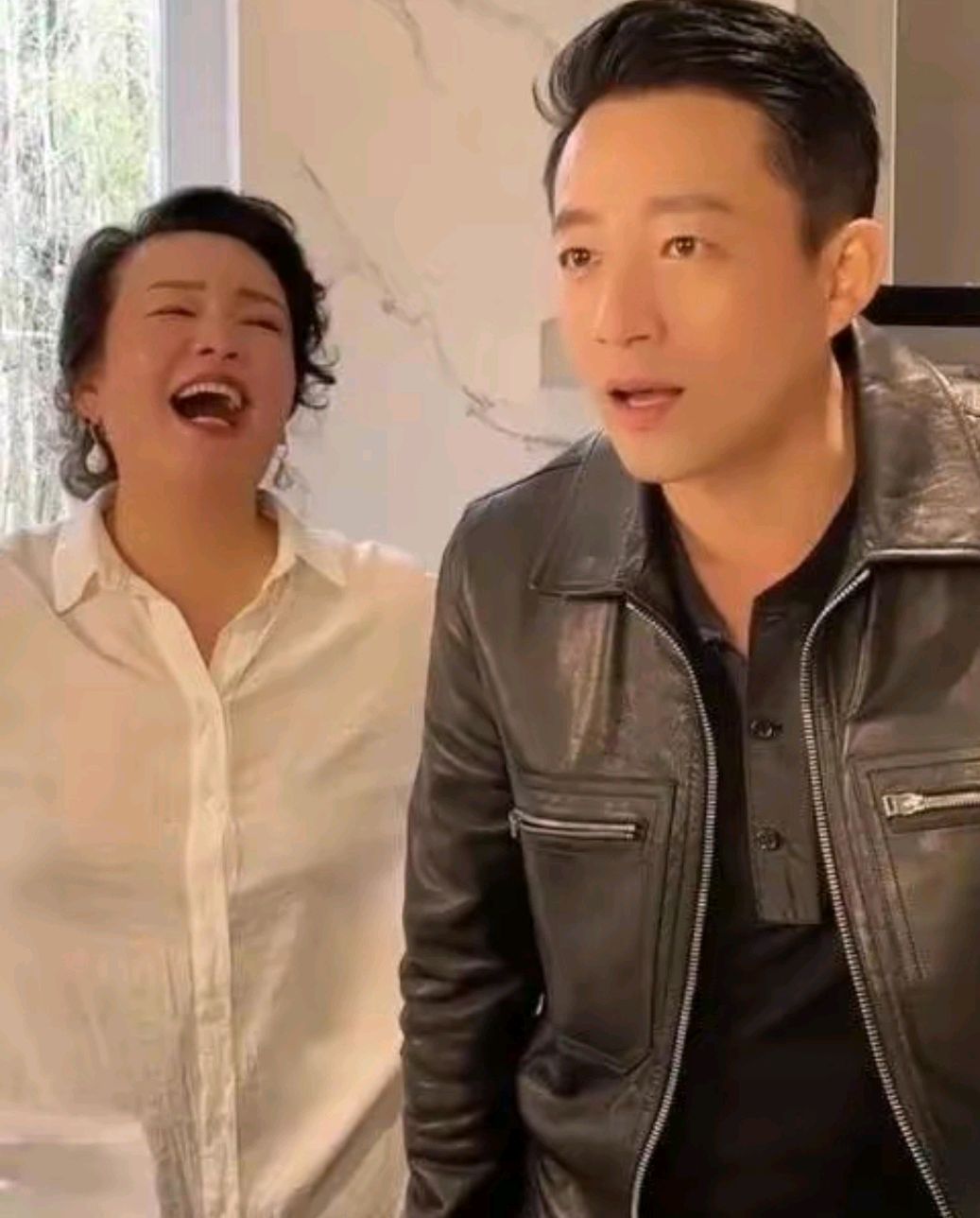 Wang Xiyue and Wang Xizhen accepted Ju Junye as their father, Zhang Lan ...