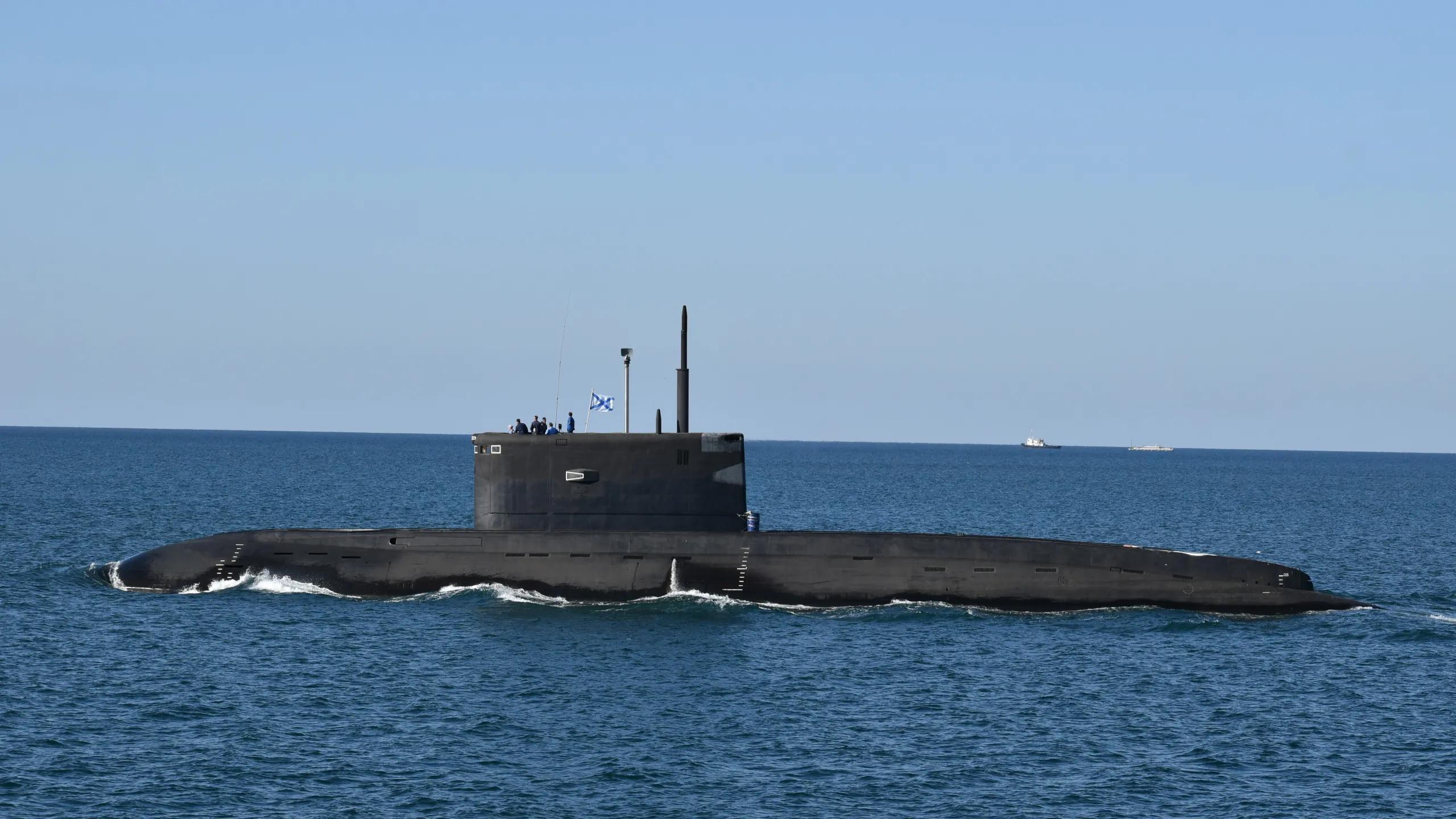 The Russian "Lada-class" submarine sea trial, the project was extremely ...