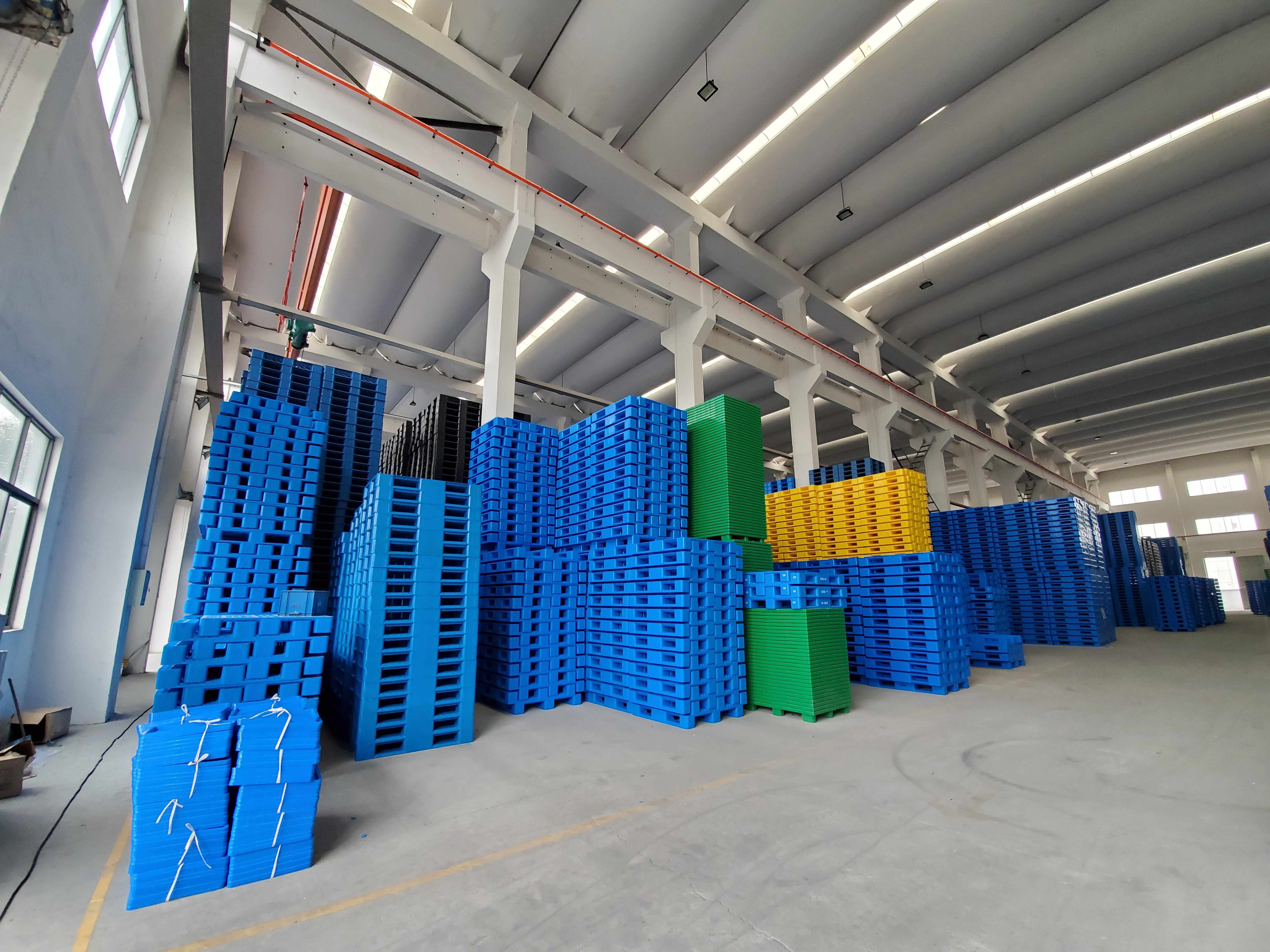 Excellent design and unique advantages of plastic pallets - iNEWS