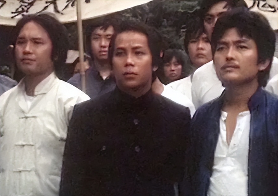 Liang Xiaolong settled in the Mainland!The photo of Ouyang Feng in "The ...