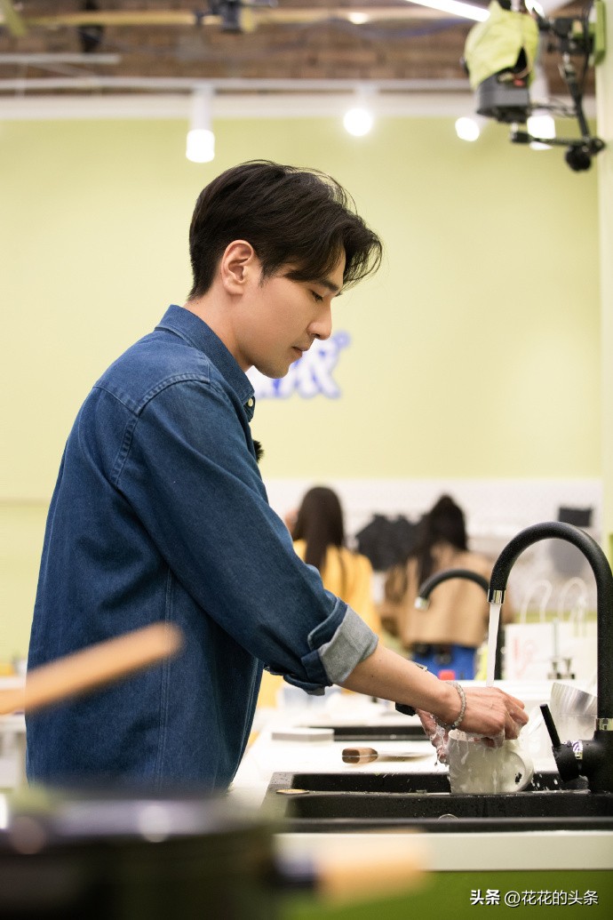 "Chinese Restaurant" New Discovery! Zhao Youting: A warm gentleman ...