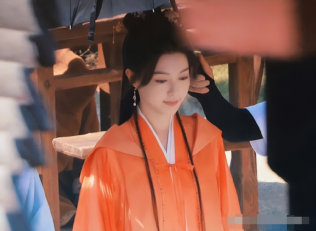 39-year-old Tang Yan plays a girl again! The appearance of the new drama "Nian Wushuang" was ...