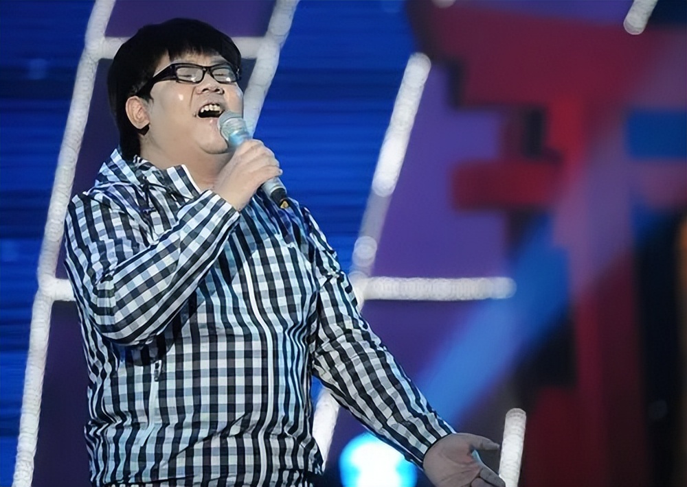 "Blind" Yang Guang: After becoming popular, he was hidden because of ...