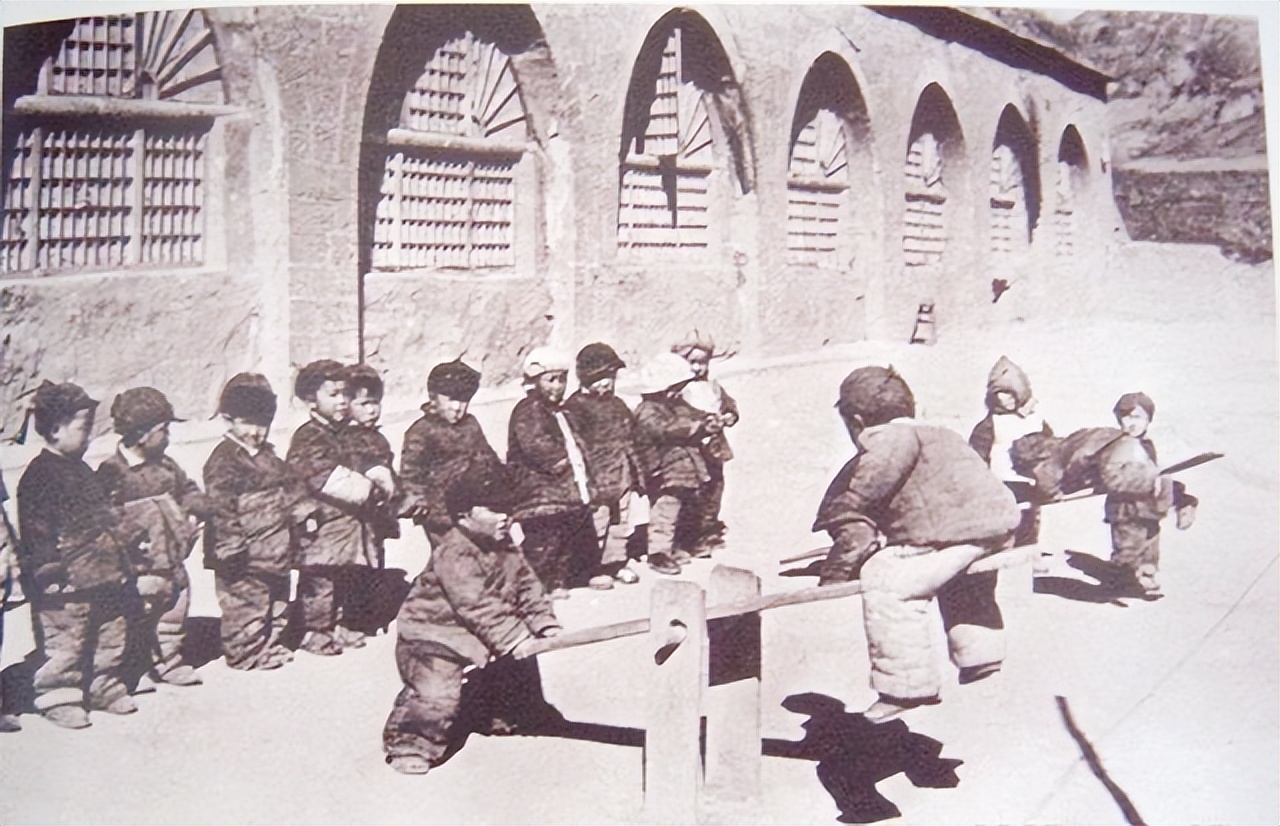 The precious past of Gao Gang's wife - iNEWS