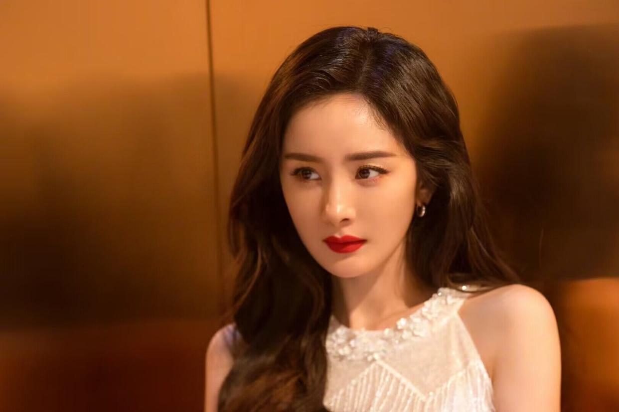 Yang Mi Reba's new drama starts on the same day, all of them cooperate with powerful factions ...