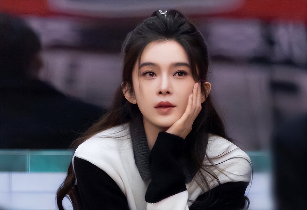 After TVB's viewing, the gorgeous turn around and then the music scene, the members of the ...