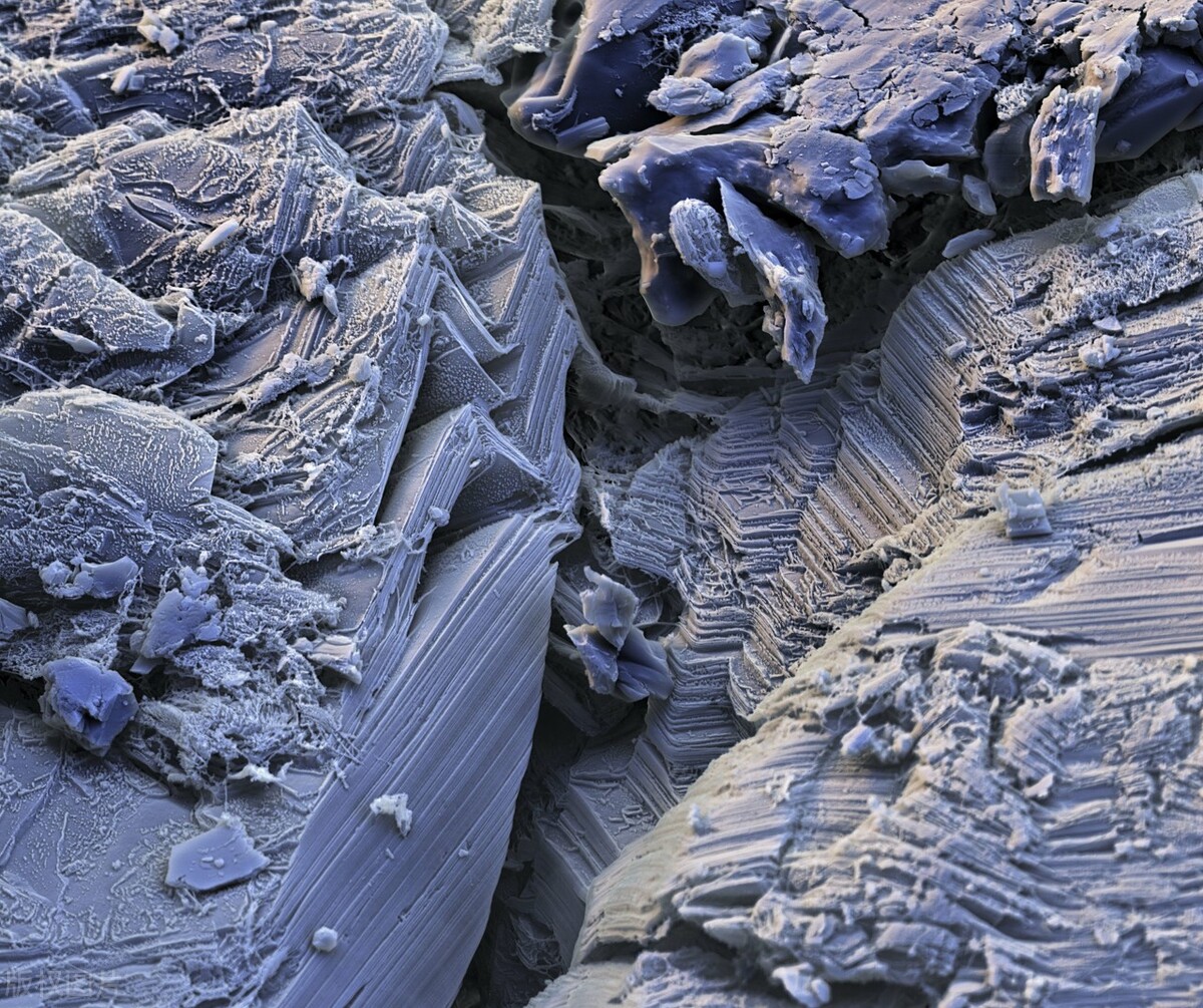 Borophene is a new two-dimensional material with great potential for ...