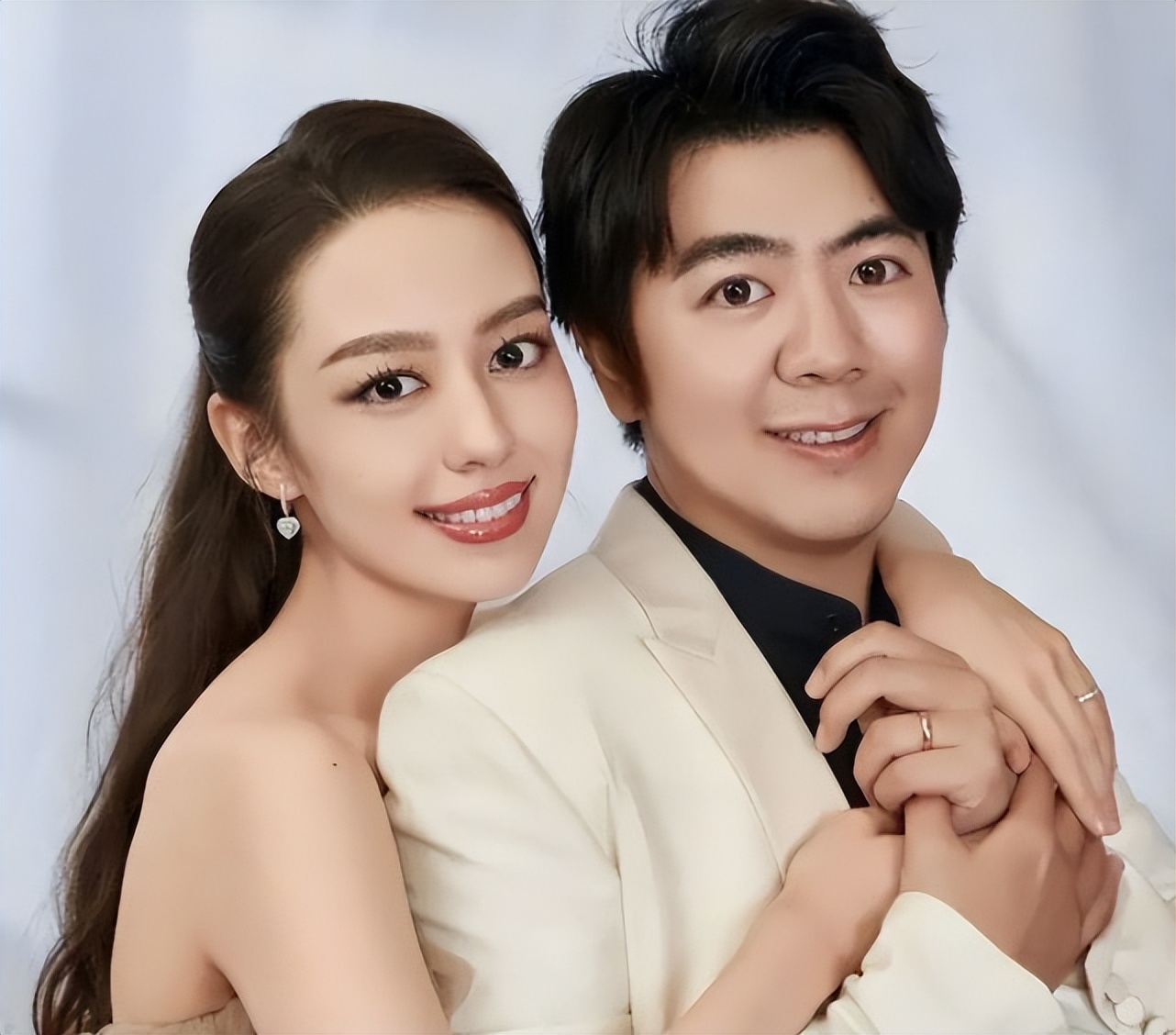 Sun Yi said that there is no man who does not lie, Hu Yanbin saved the game with a joke, and ...