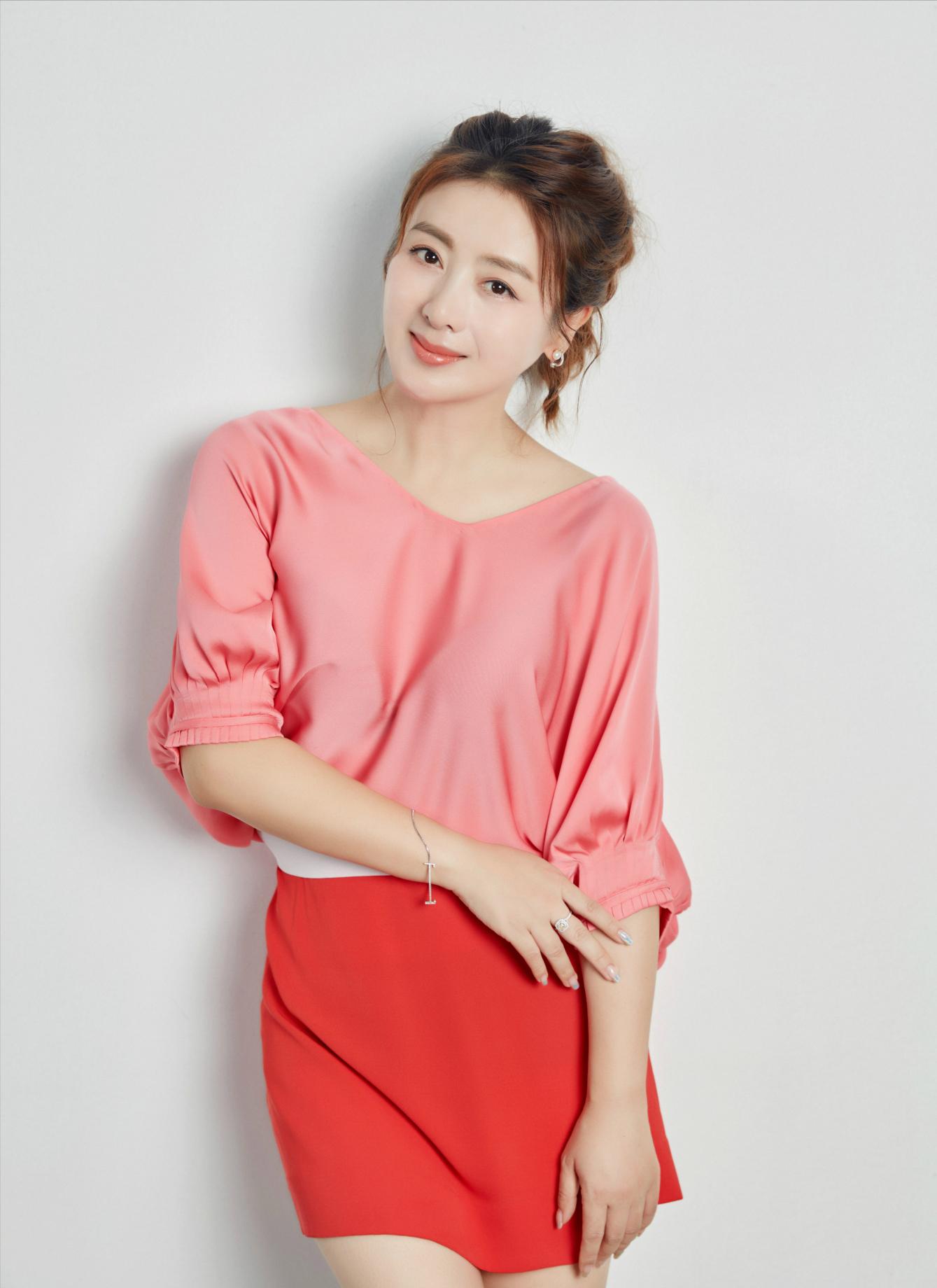 Xiao Li Lin: 2 marriages, the second marriage was to a poor boy 6 years ...