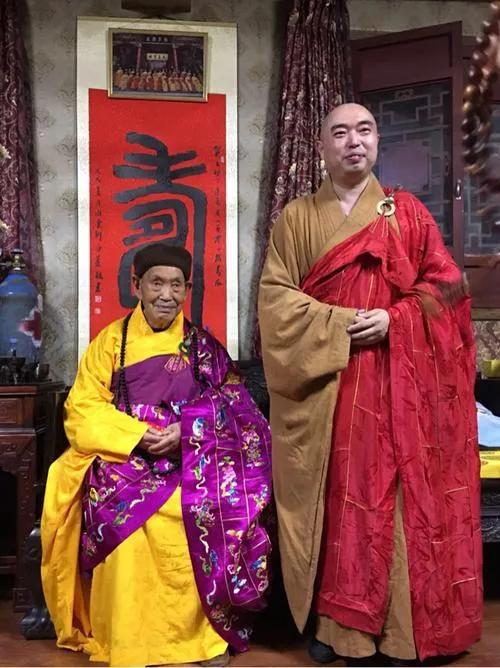 Master Ming Dao: Monk at the age of seven, recited the Lotus Sutra ...