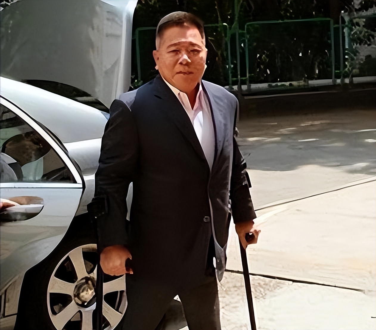 The 4 actresses who married the "bad old man" are 31 years apart in age ...