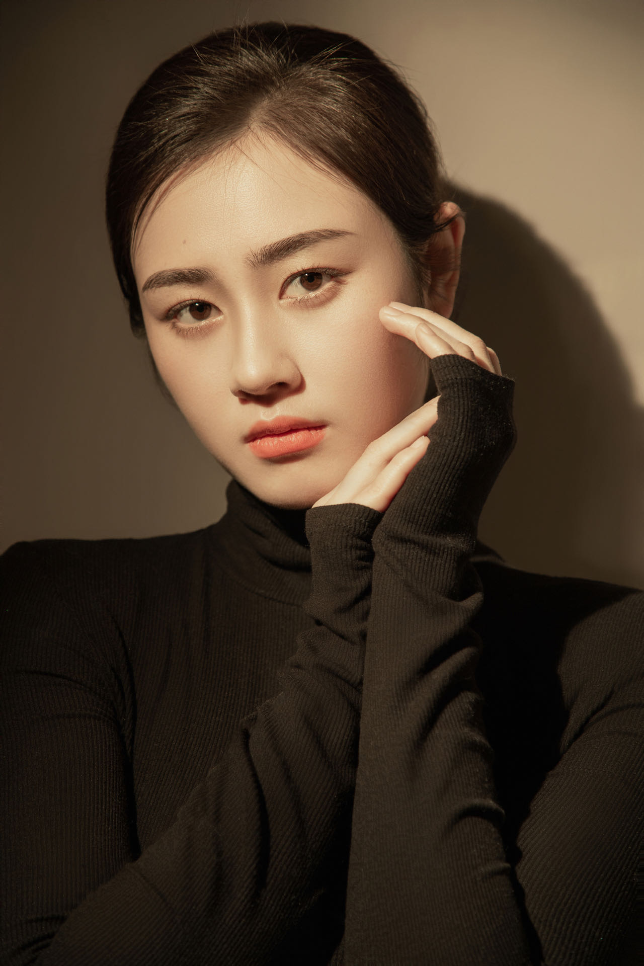 Actor Zou Jieyi's personal works - iMedia