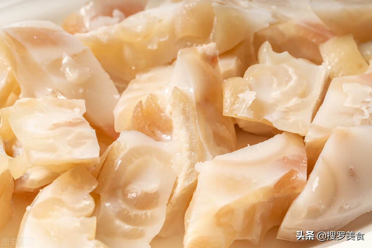 Crystal Collagen Pig Skin Jelly, a traditional special dish made from ...