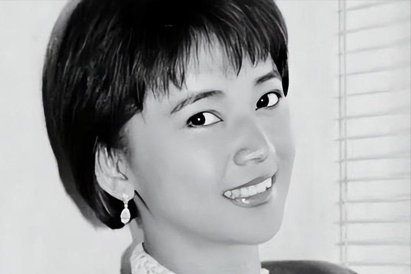 "Overlord Flower" Hu Huizhong: The boss of the gangster died for her, and the current husband ...