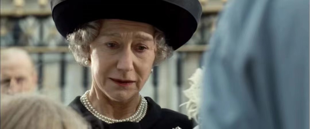 What is the use of documentary-like visual effects in the British film ...