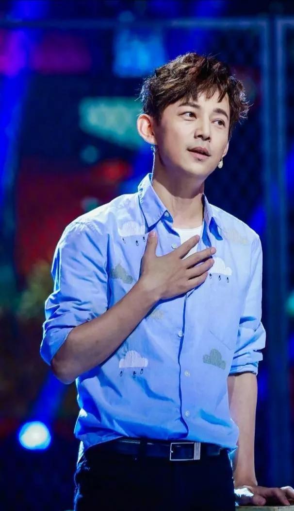 He Jiong is not only an excellent host, but also a representative of a ...