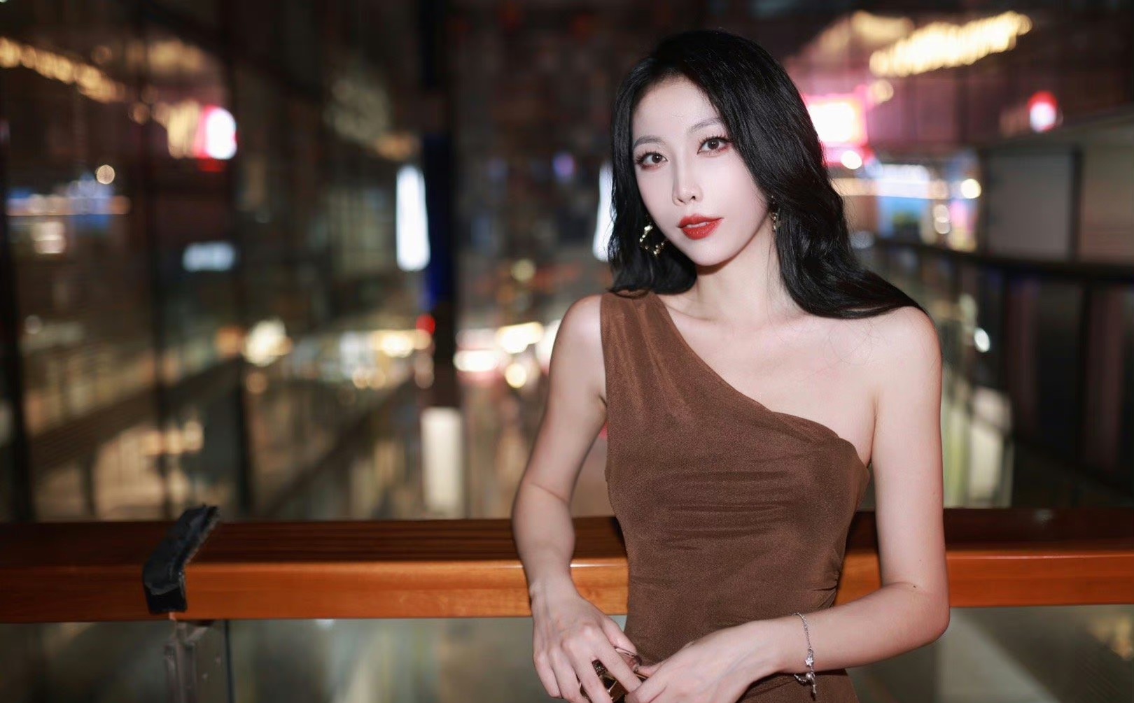 Leg model Xu Lin accuses Liu Shuang of cheating and exposing women's ...