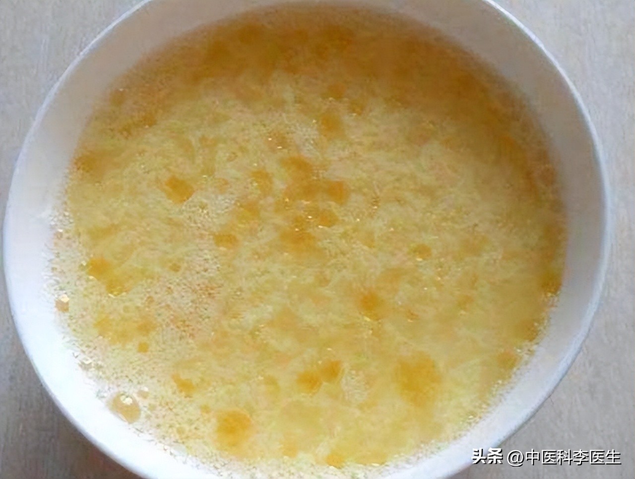 "Boiled water for eggs" dripping sesame oil, is it good for health to ...