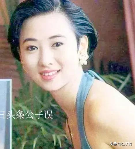 "Porn Star" Weng Hong's Debut - iMedia