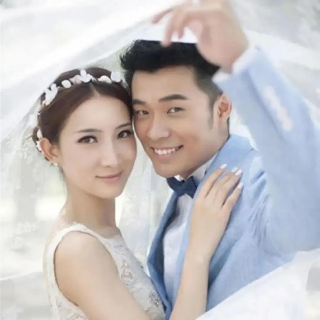 Chen He and his lovely wife appeared at the Luhan concert, the first ...