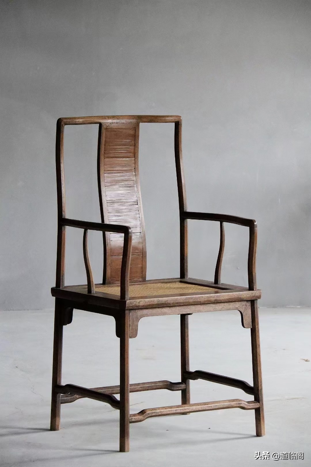 Talking about the historical origin of the official hat chair - iNEWS