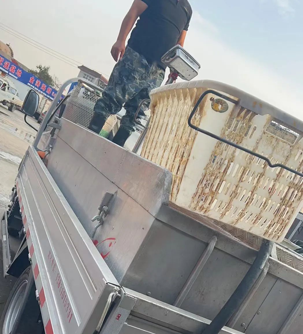 Efficient and reliable, Omark X is a good helper for Master Zhang's ...