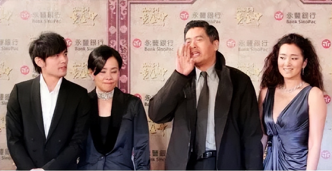 Zhou Runfa's wife deserves to be the daughter of the richest man! It's ...