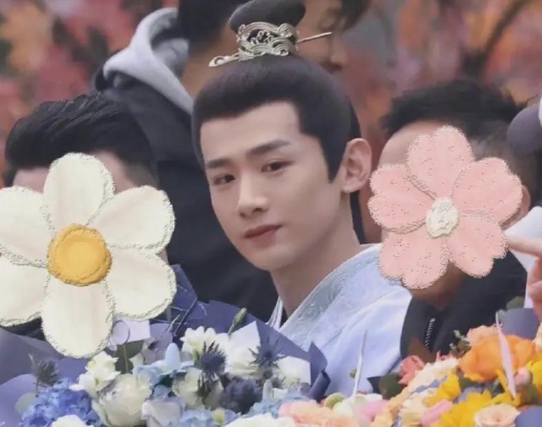 Little Gossip, Yang Zi, Wang Ziwen, Bai Jingting, Xu Fan, Jin Chen ...