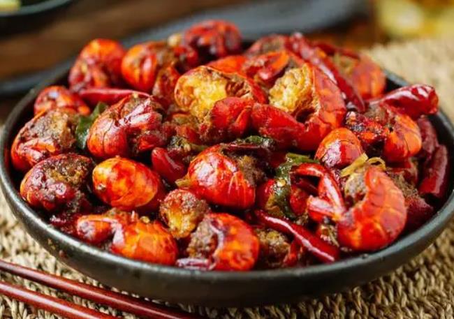 Tips for making crayfish: the meat is firm and tastes good, making you ...