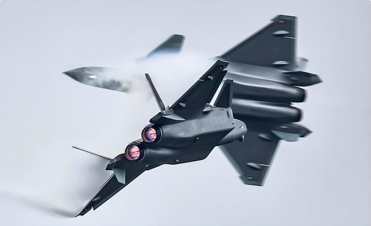 Turbofan-15 equipped with J-20: China's giant fighter jets that deter ...