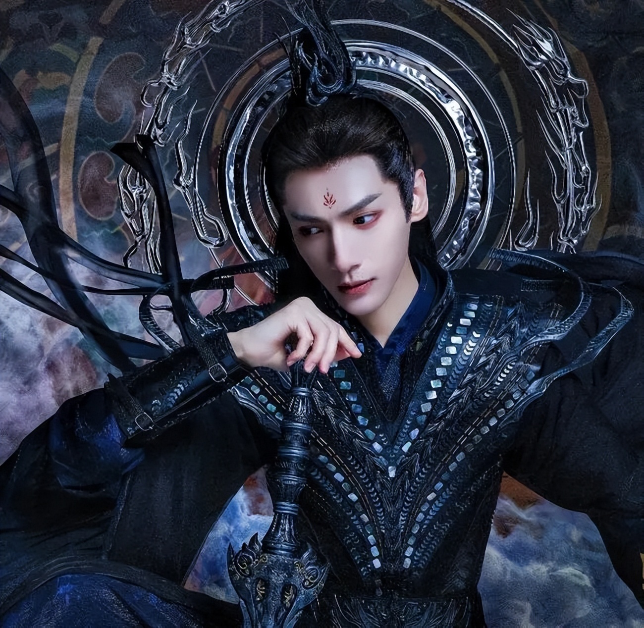 Don't just stare at Tantai Jin, these 6 characters in "Long Moon" are ...