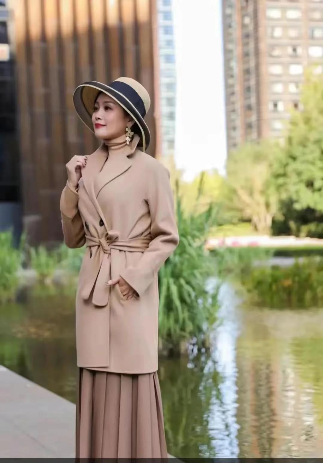 The secret of a woman's noble outfit - iNEWS