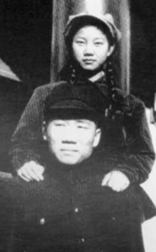 In 1949, Mao Anying was about to get married. Later, he asked Liu Siqi ...