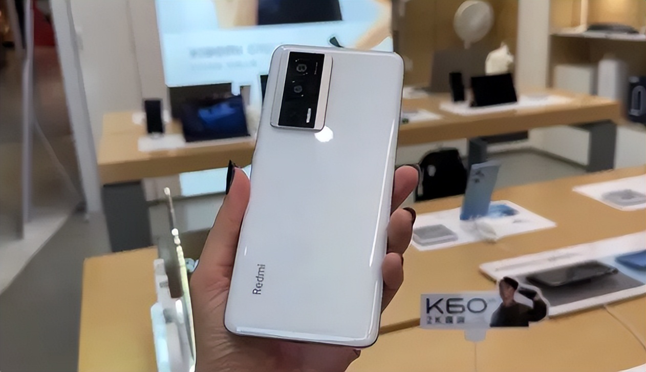 realme GT Neo5 new machine enters the network, Snapdragon 8+Gen1+240W, benchmarking Redmi K60 ...