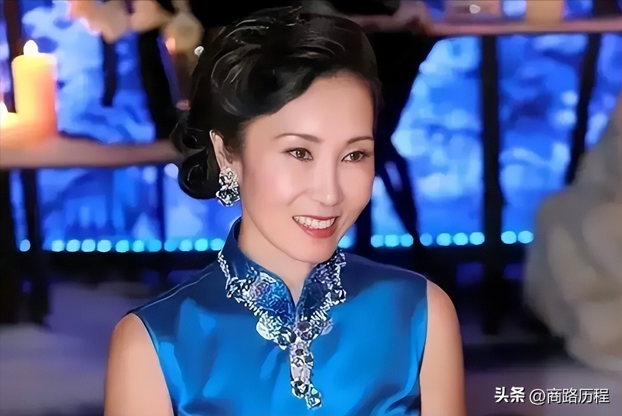 Lin Ning: Repaying the debt of 200 billion for the husband, and saving ...