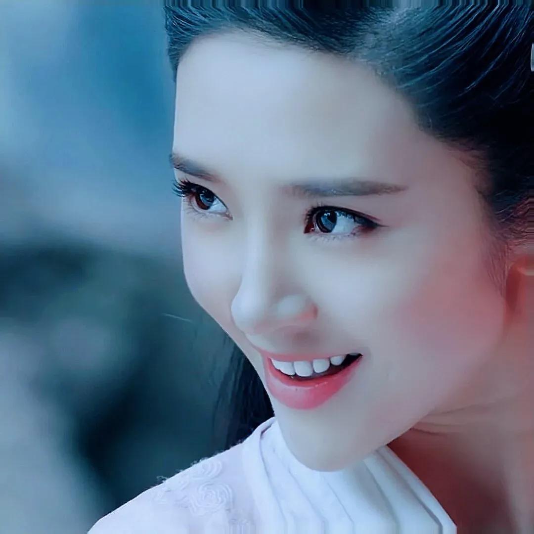 Tian Linger played by Tang Yixin - iMedia