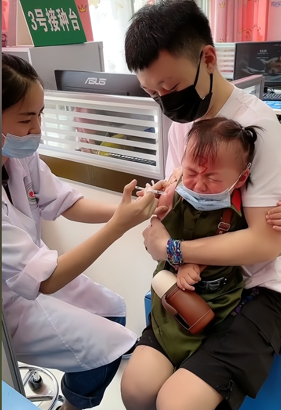The three daughters of the Hu family: the "most harmonious" triplets on ...