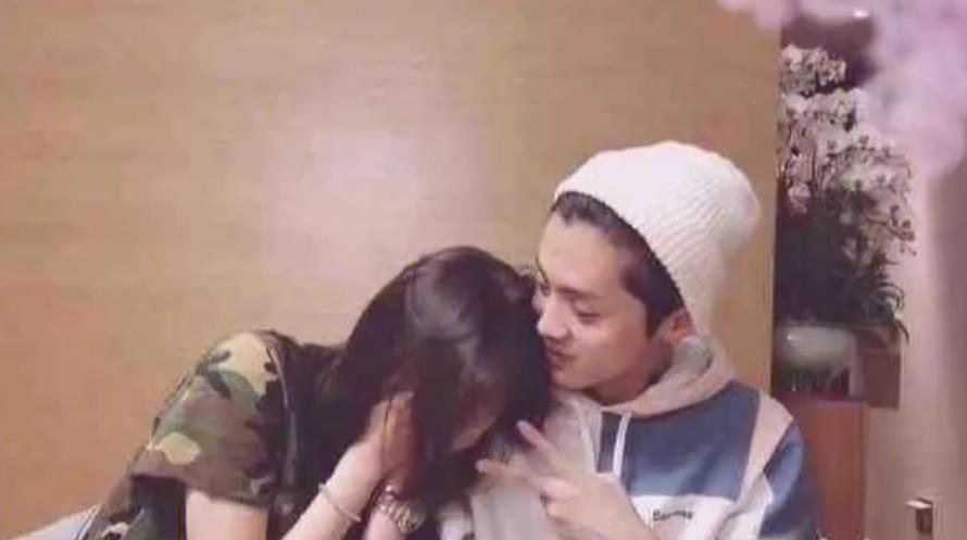 Tang Yan and Luo Jin separated? Zhou Yiran and Zhang Miaoyi? Guan Xiaotong and Lu Han are ...