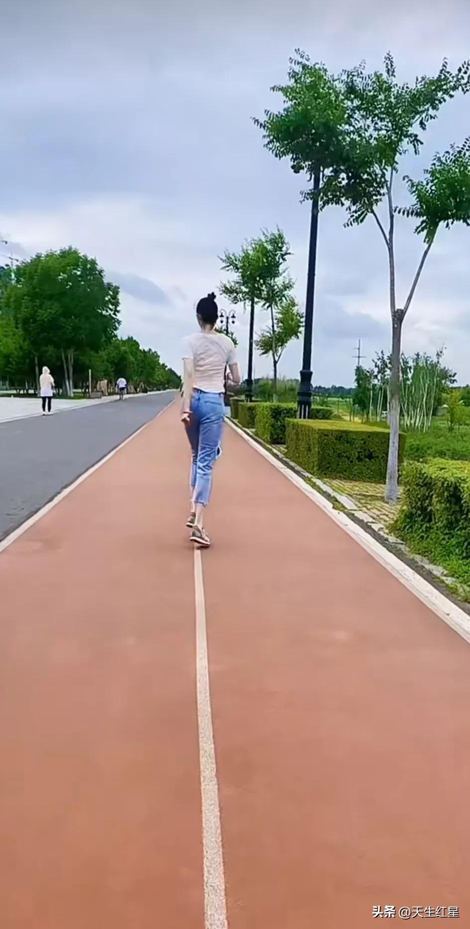 Former Miss World China champion Liu Chen became popular on the ...