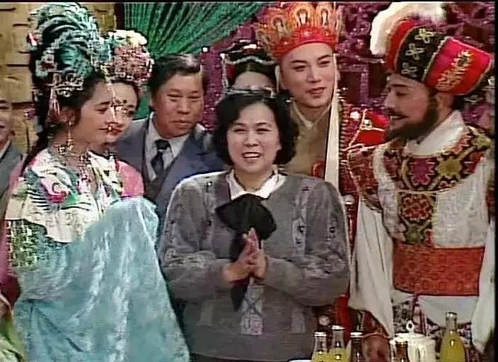 The Spring Festival Gala of the "Journey to the West" crew in 1987!It's ...