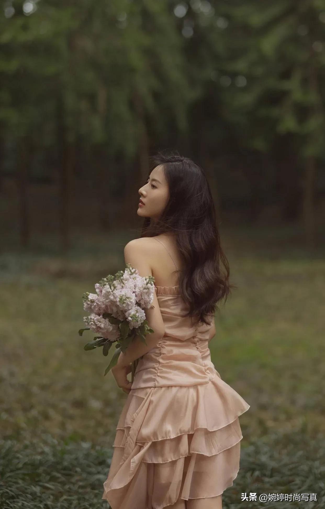 Fashion Photo Series: Beautiful, Pure Zhu Mengru - iNEWS