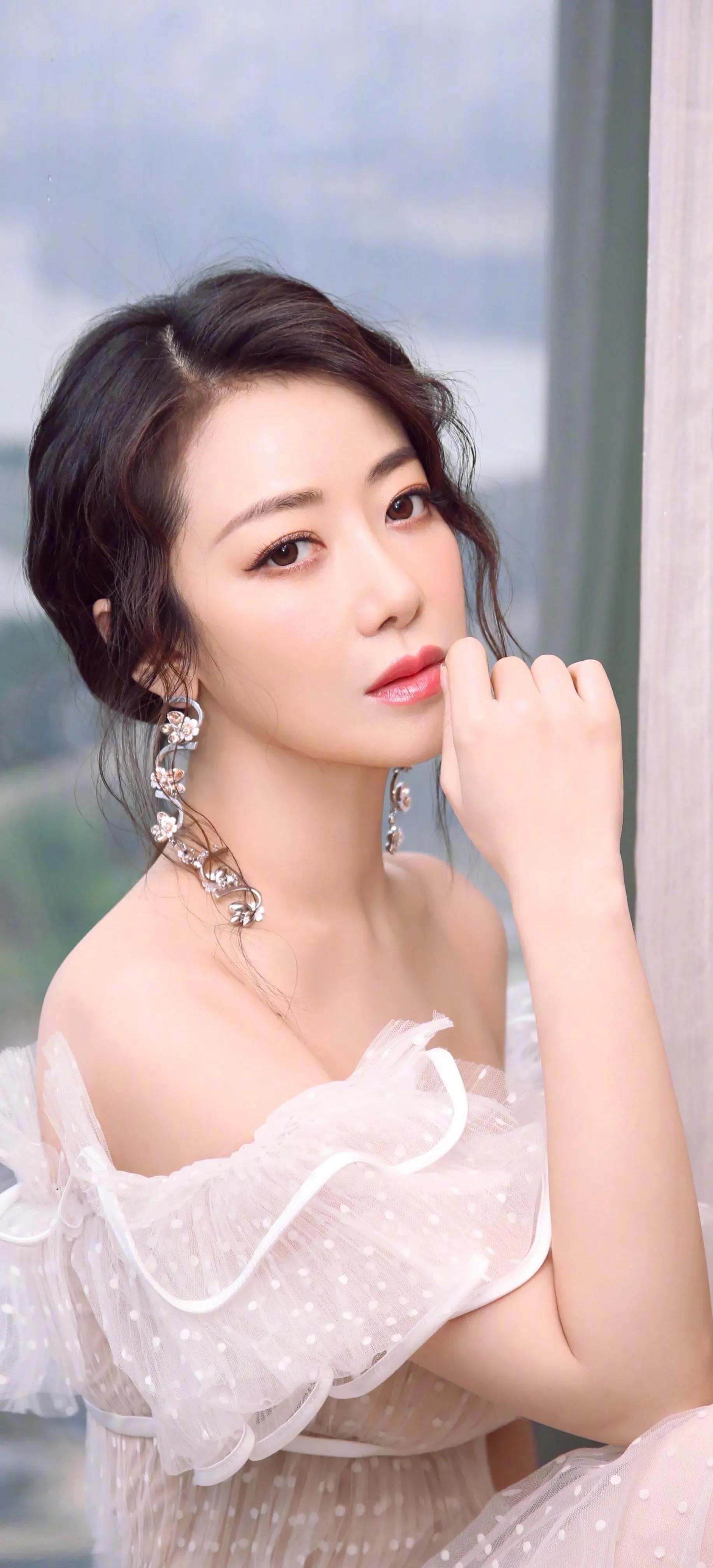 Chen Zihan's beautiful photos - iNEWS