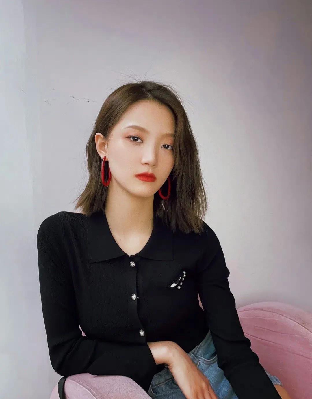 Singer Li Mengqi - iNEWS